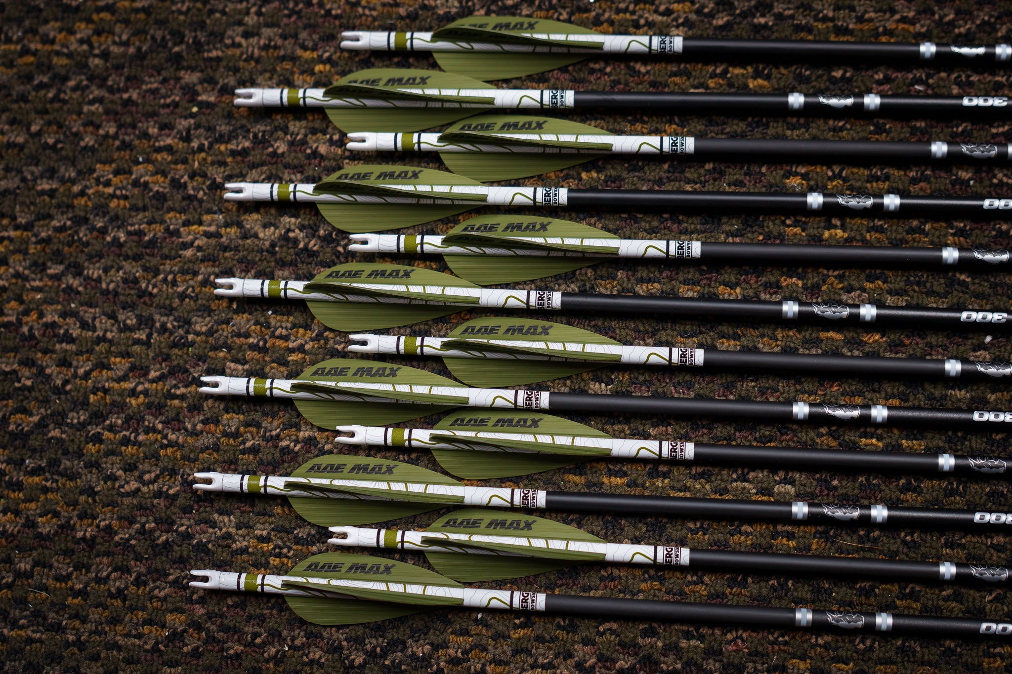 Custom Build (You Supply Arrows) – Bergy Bowsmith